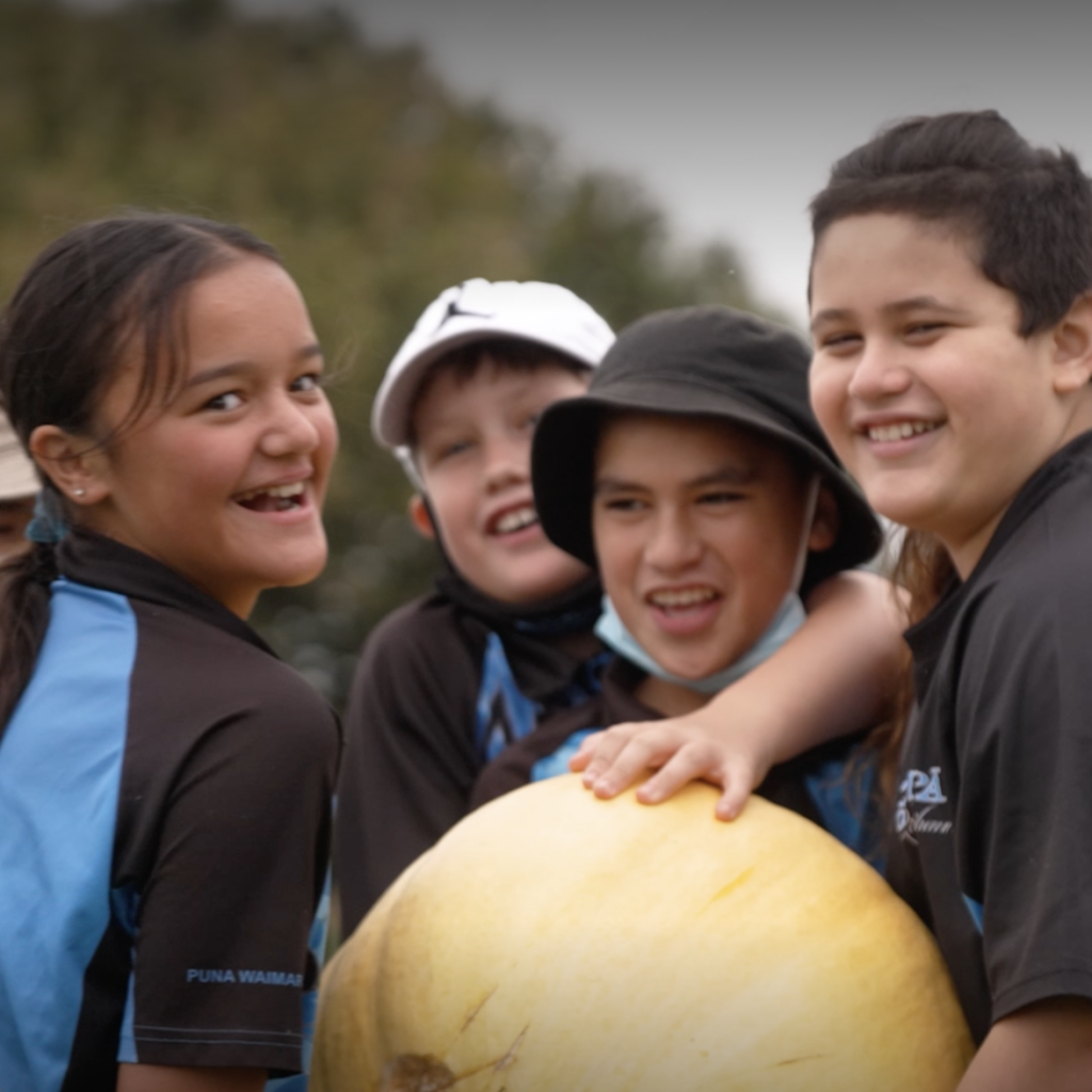 Kōanga Kai - Te Pā o Rākaihautū - Te Pūtahitanga o Te Waipounamu